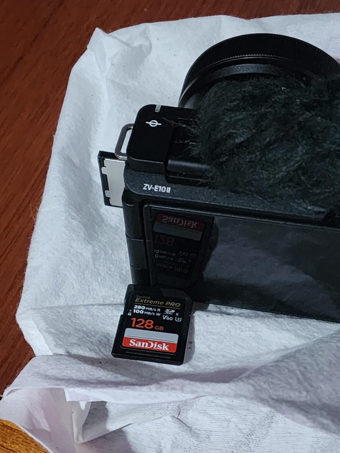 8 Best Memory Cards for Fujifilm X100VI (May 2026) Guide & Reviews