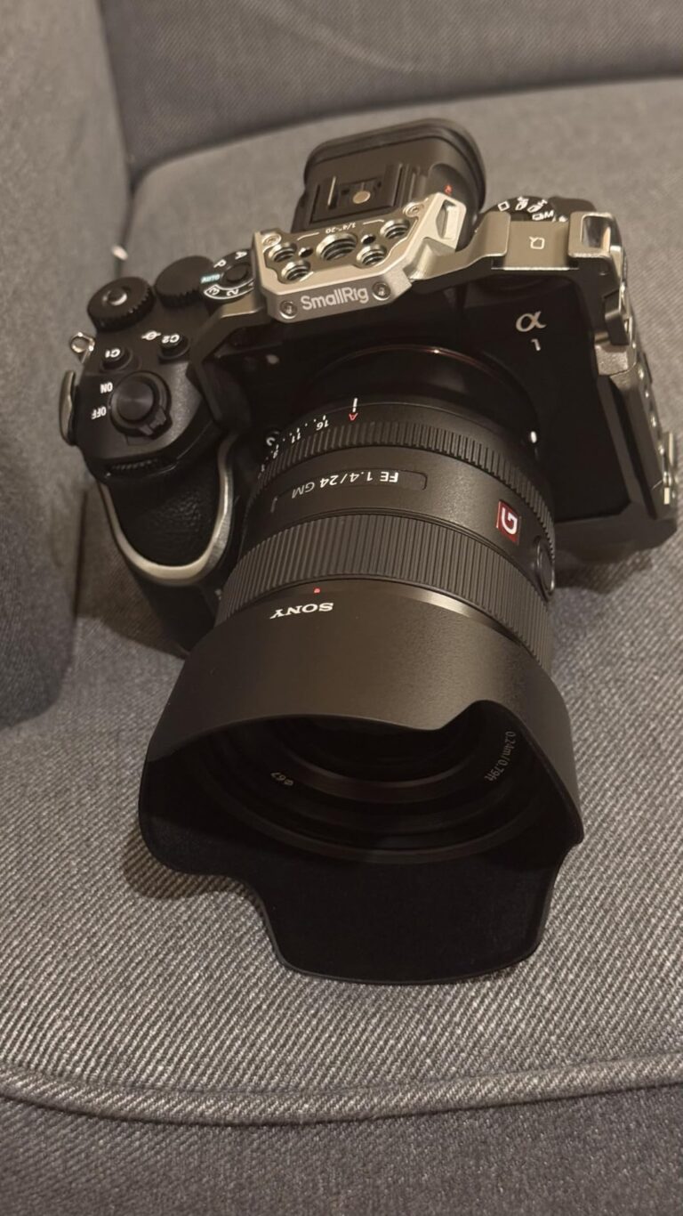 8 Best Cameras For Bird Photography (May 2026) Expert Reviews